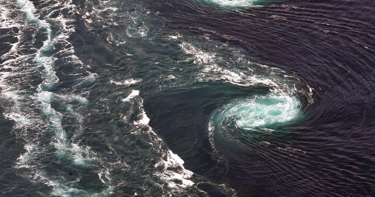 In Photos: Naruto Strait in west Japan treats tourists to giant ...