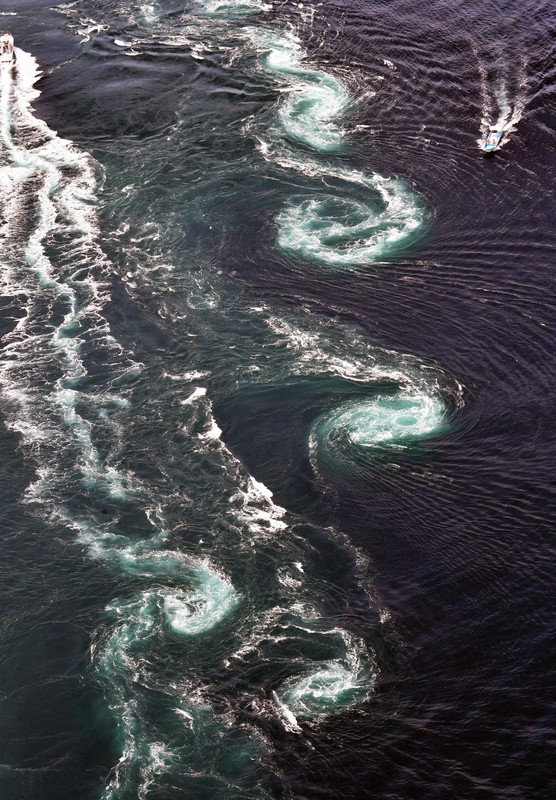 In Photos: Naruto Strait in west Japan treats tourists to giant ...
