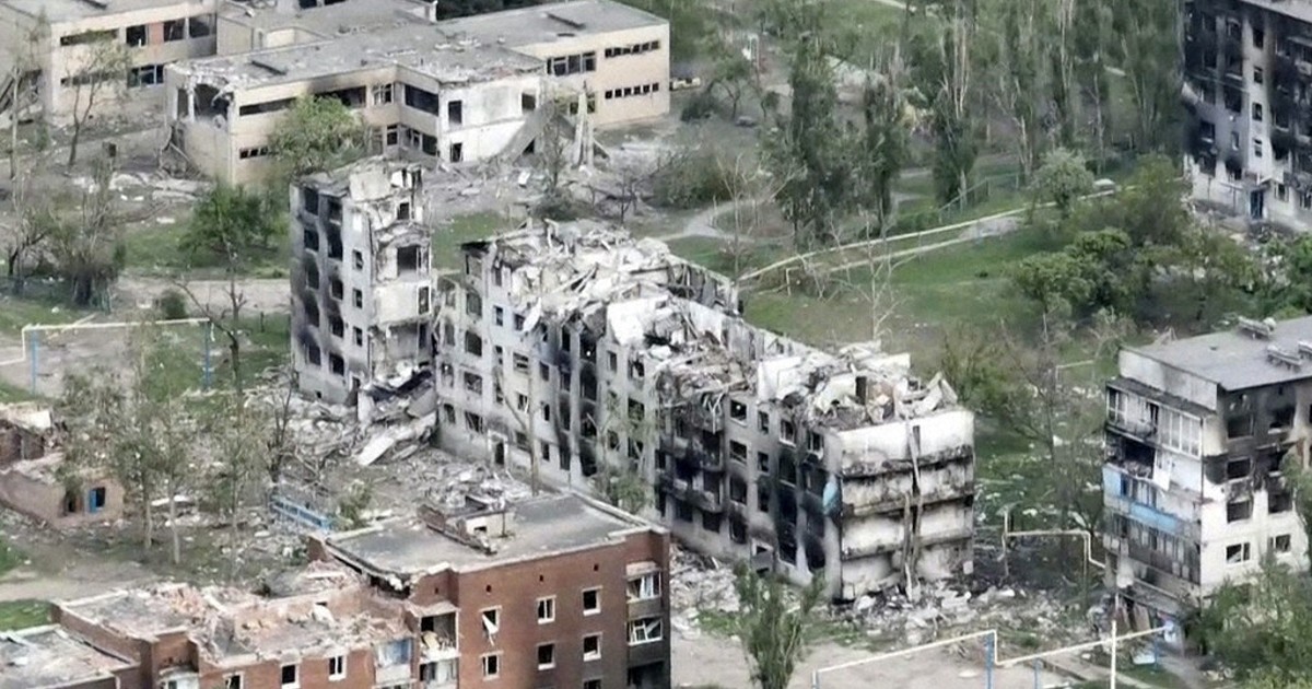 Drone footage shows Ukrainian village battered to ruins as residents ...