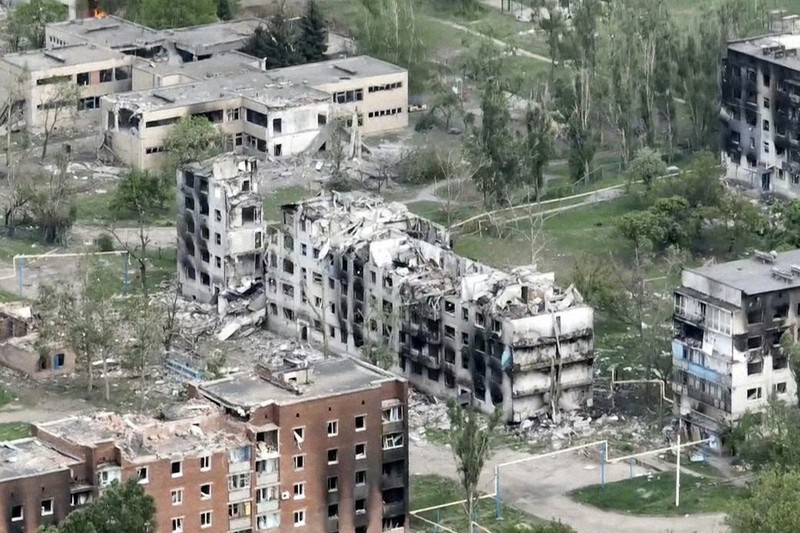 Drone footage shows Ukrainian village battered to ruins as residents ...