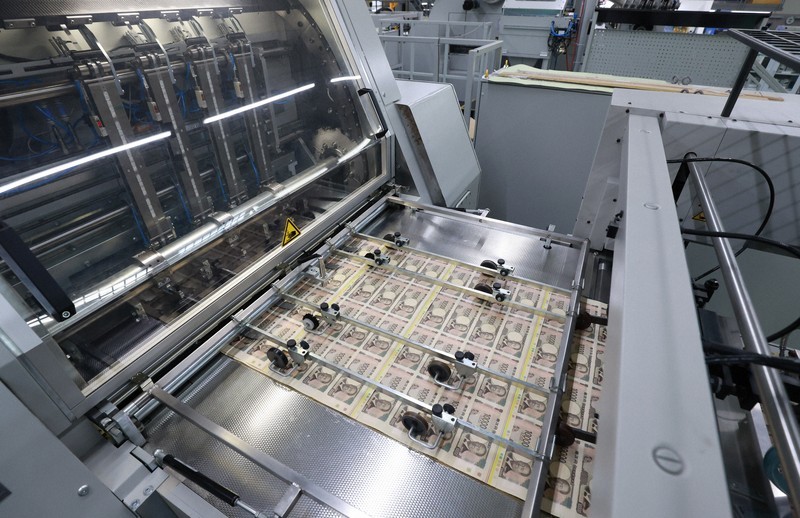 In Photos: Japan's 1st new banknotes in 20 years readied at national ...
