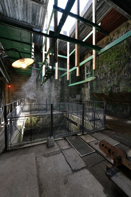 Retro Japan in Photos: Memories of an era envelop former Mitsui Miike ...