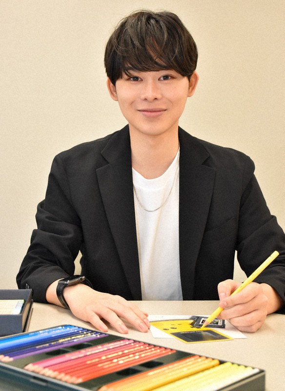 表現者たち:色鉛筆アーティスト 慧人さん(21) 「気持ちぶつける場」求め 毎日新聞