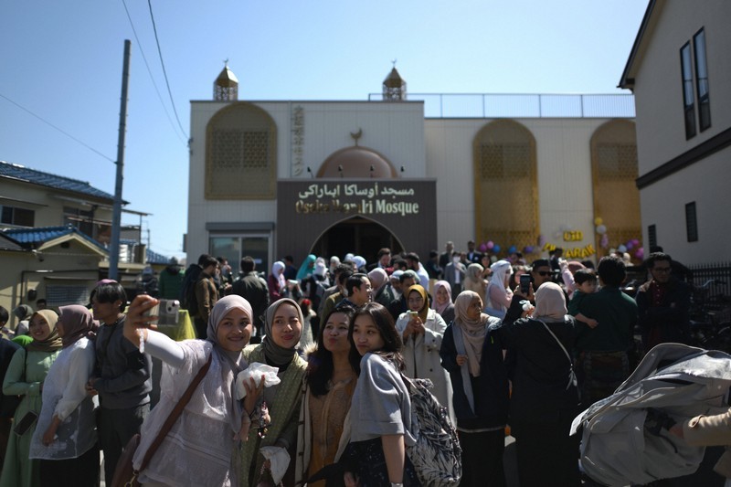 In Photos: Mosque merges into community in western Japan city - The ...