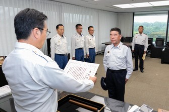 Tokyo firefighters commended for extinguishing blaze with help of ...