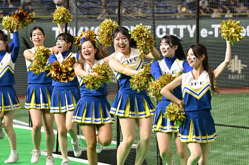 JFE西日本（福山市・倉敷市）の応援団（1回戦） [写真特集1/30] | 毎日新聞