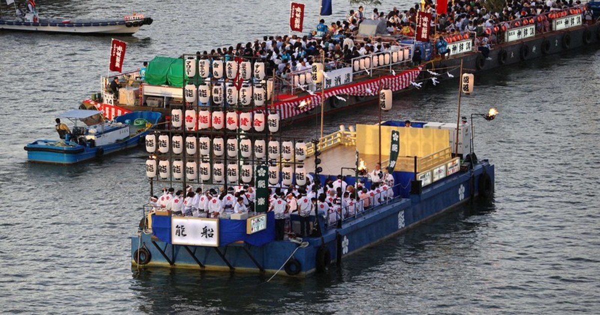 In Photos: Fireworks color Osaka river procession in finale of 1 of ...