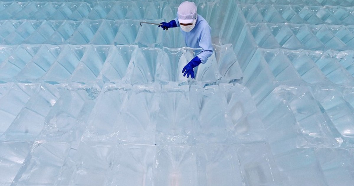 In Photos: Ice production in full swing in west Japan as summer sizzles ...