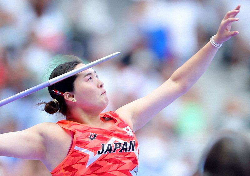パリ五輪 陸上女子やり投げ [写真特集7/8] | 毎日新聞