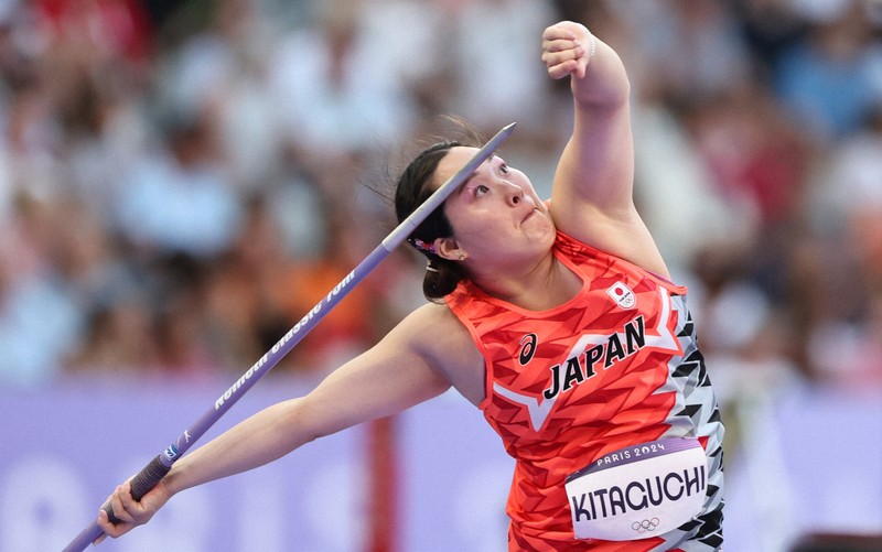 パリ五輪 やり投げ 北口がマラソン以外で陸上女子初の金メダル [写真特集4/33] | 毎日新聞