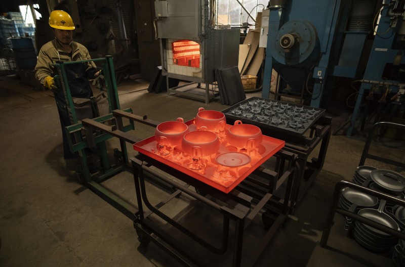 172-year-old Japanese factory preserves traditional way of making cast ...