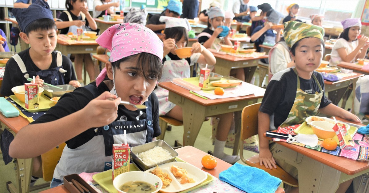 1st halal food lunches served at elementary, junior high schools in 2 ...