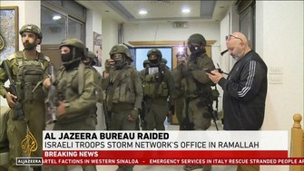 Israel raids and shuts down Al Jazeera's bureau in Ramallah in the West ...