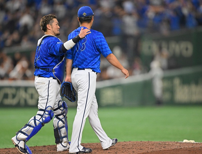 セ・リーグCSファイナルステージ第1戦 巨人－DeNA [写真特集2/21] | 毎日新聞