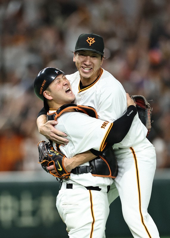 巨人ーDeNA CSファイナルステージ第5戦 [写真特集1/22] | 毎日新聞