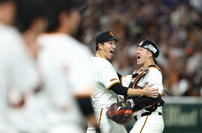 巨人ーDeNA CSファイナルステージ第5戦 [写真特集1/22] | 毎日新聞