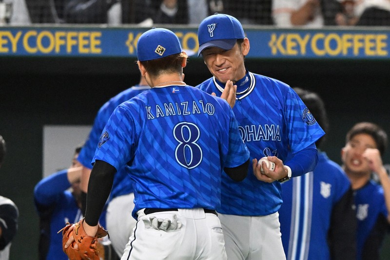 巨人vsDeNA セ・リーグCS最終戦 [写真特集1/21] | 毎日新聞