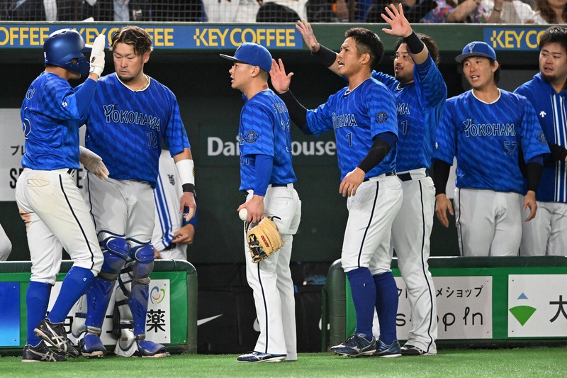 巨人vsDeNA セ・リーグCS最終戦 [写真特集1/21] | 毎日新聞