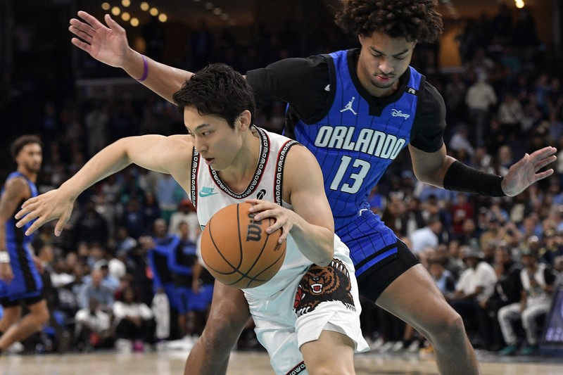 Yuki Kawamura sees action against Magic, but he's still seeking his ...