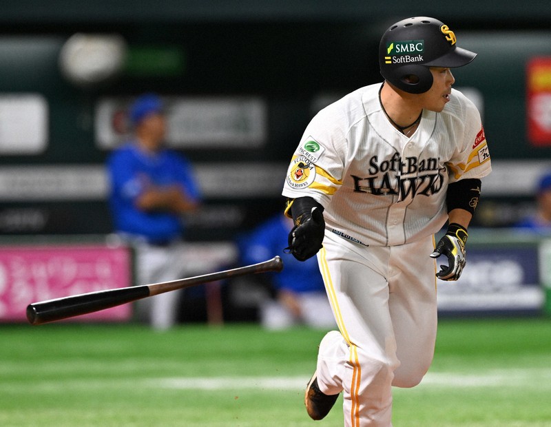 日本シリーズ第3戦 ソフトバンクvsDeNA [写真特集17/23] | 毎日新聞