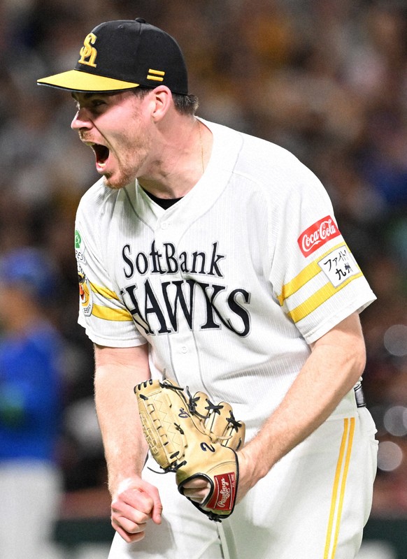 日本シリーズ第3戦 ソフトバンクvsDeNA [写真特集19/23] | 毎日新聞