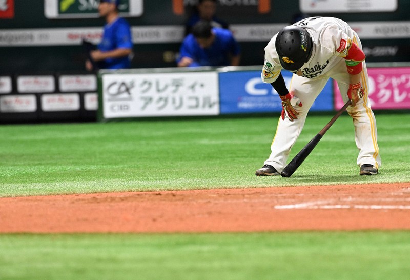 日本シリーズ第3戦 ソフトバンクvsDeNA [写真特集17/23] | 毎日新聞