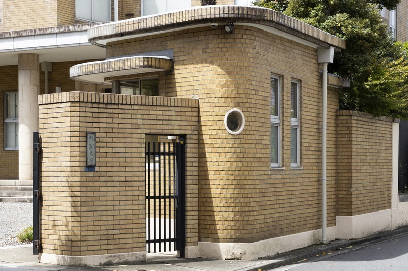 Retro Japan in Photos: Tosho Bunko textbook library affiliated with ...