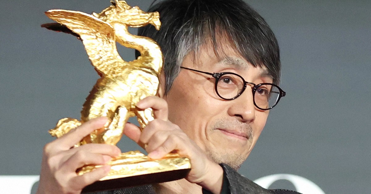 Japanese film 'Teki Cometh' sweeps Grand Prix, best director, actor awards at TIFF - The Mainichi