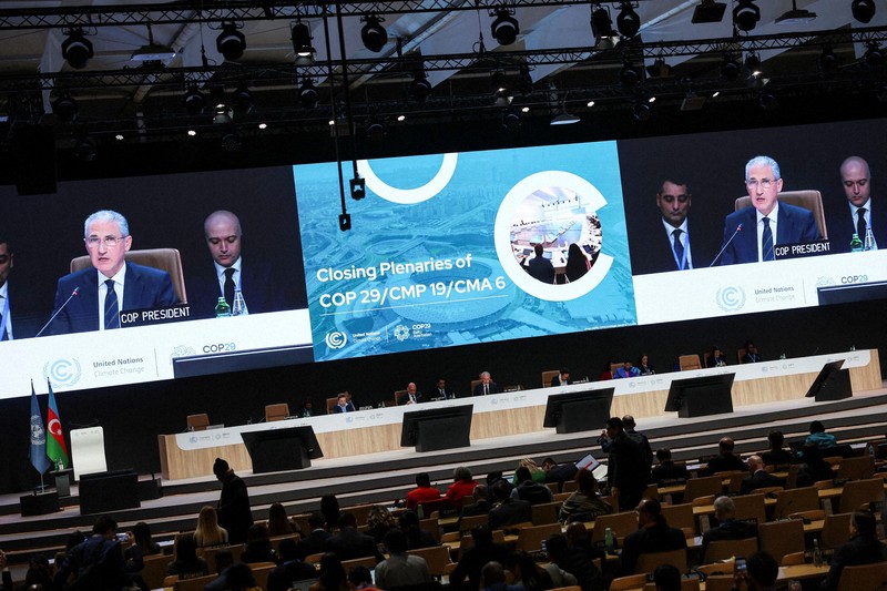 COP29閉幕 先進国主導の資金拠出3倍の年3000億ドルで合意 | 毎日新聞