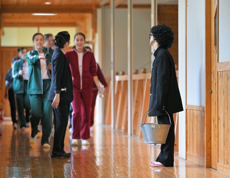 In Photos: Tour gives foreigners a taste of school life in Japan - The ...