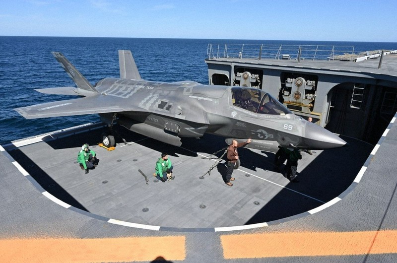 F35Bの導入、25年度にずれ込み 防衛相「大きな影響起こらず」 | 毎日新聞