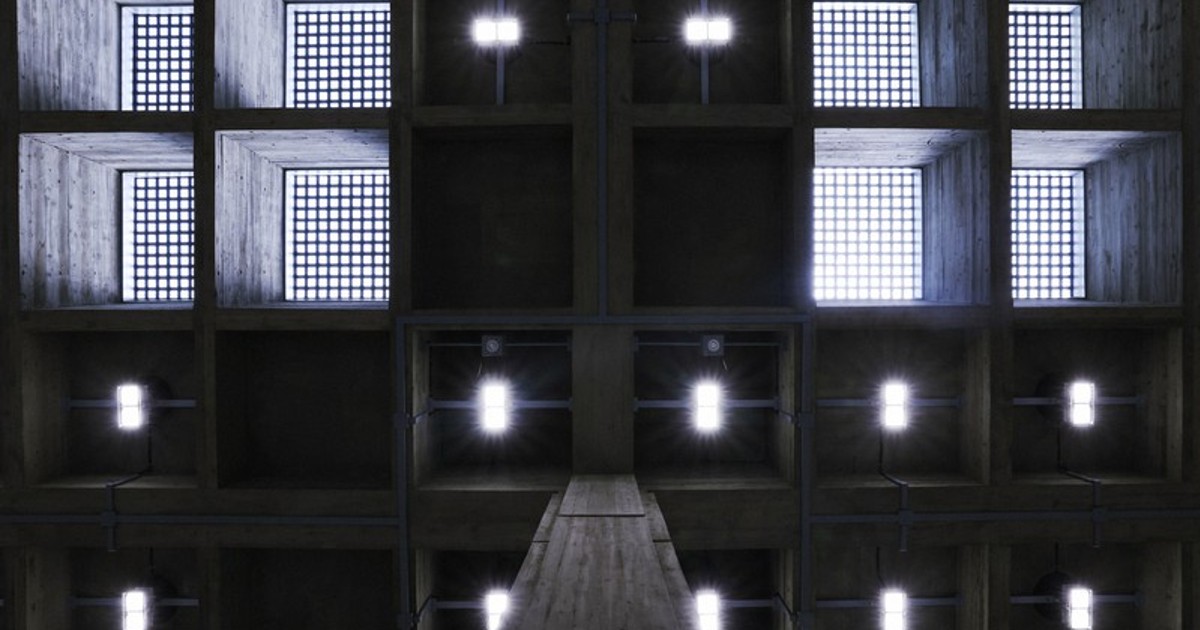 Retro Japan in Photos: Massive elements of Inazawa City Hall in Aichi ...