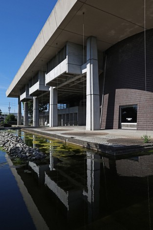 Retro Japan: Aichi Pref.'s Inazawa City Hall boasts massive presence ...