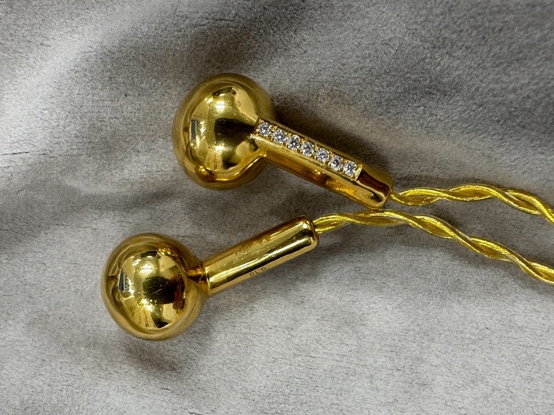 Kyoto Pref. firm develops cartilage conduction 'jewelry' earbuds made ...