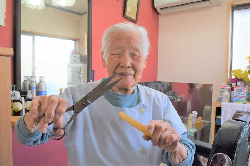 108-year-old Japanese woman recognized as world's oldest barber - The ...