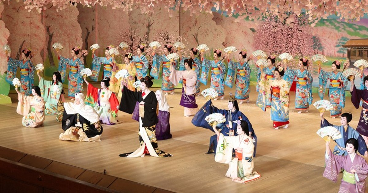 In Photos: Practice held ahead of Kyoto's spring 'Miyako Odori' geisha ...