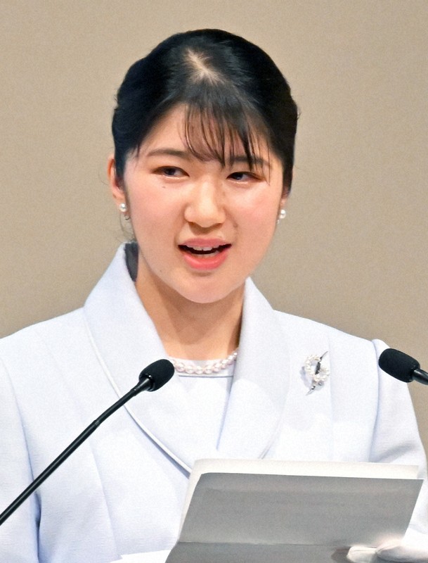 Japan's Princess Aiko delivers 1st official address at int'l medical ...