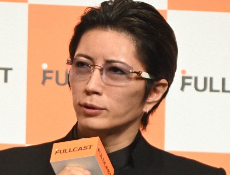 GACKT、自身を追い回す週刊誌に警告「その記者を撮り返してSNSにポストする」（スポニチ） | 毎日新聞