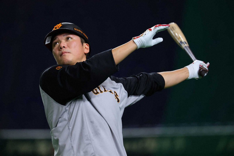 【12日の公示】巨人が坂本勇人、トレード決定の秋広優人を登録抹消 阪神・小幡、日本ハムは古林を抹消（スポニチ） 毎日新聞
