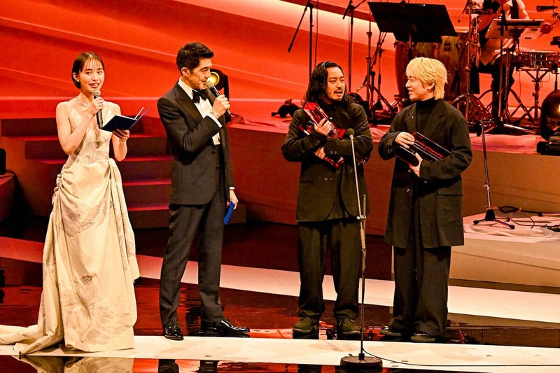 「Creepy Nuts」7冠 アジア版グラミー賞「MUSIC AWARDS JAPAN 2025」（スポニチ） | 毎日新聞