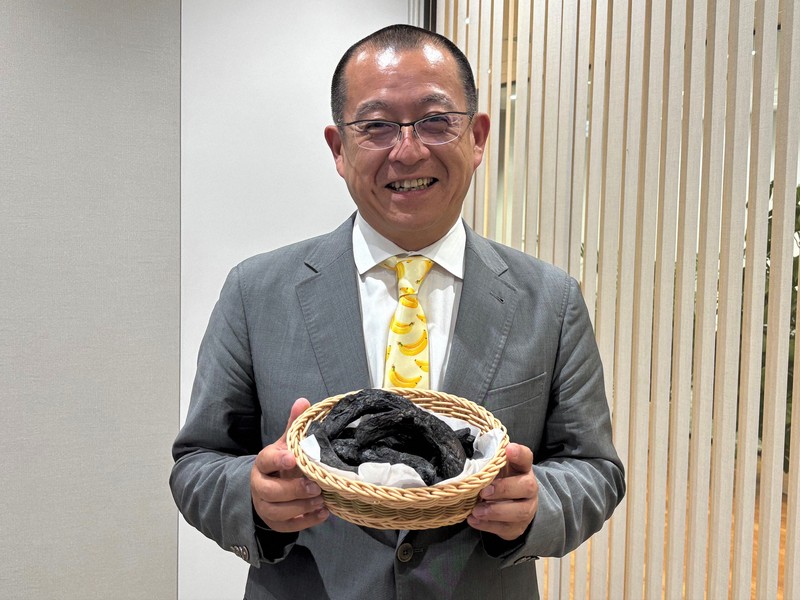 Dole Japan transforms imperfect bananas into charcoal to combat food ...