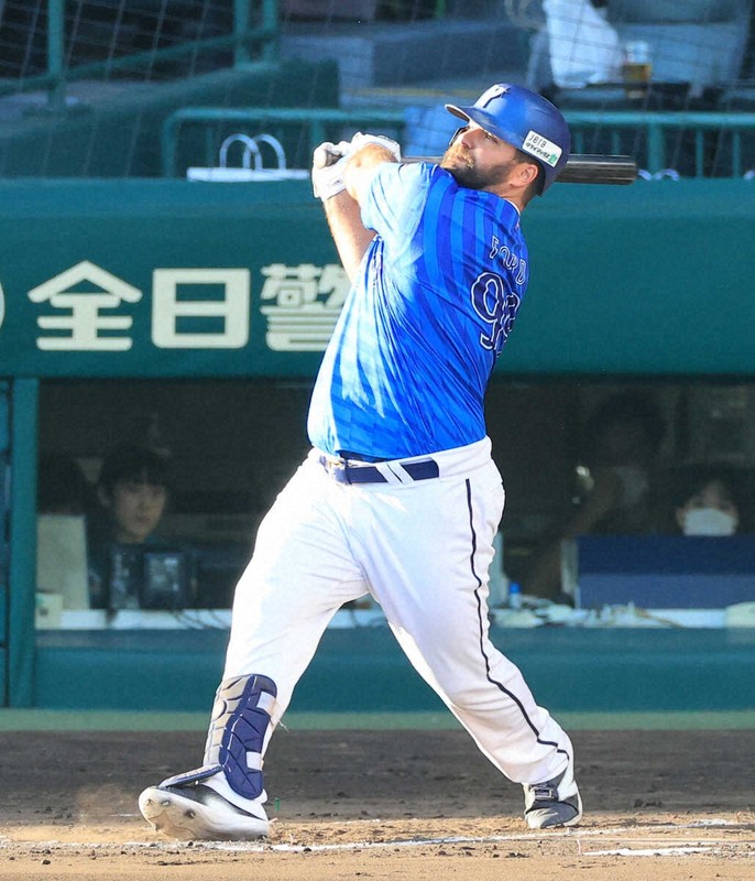 DeNA フォードと再契約発表 昨季退団から復帰 今季はツインズ傘下3Aでプレー（スポニチ） | 毎日新聞