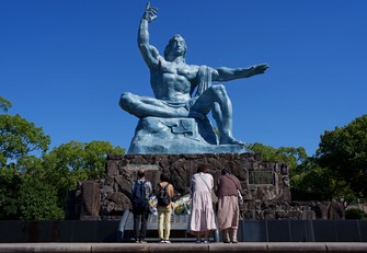 'Last generation' hibakusha testimonies surge at Hiroshima, Nagasaki ...