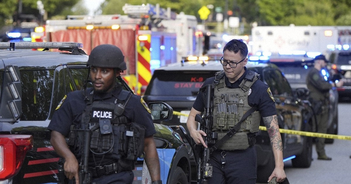Suspected gunman, officer dead in shooting near CDC and Emory ...