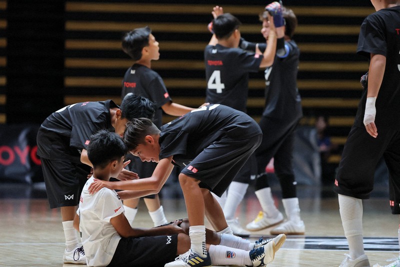 本田圭佑さん考案の育成年代4人制サッカー「4v4」国際大会 タイが優勝 [写真特集1/14] | 毎日新聞