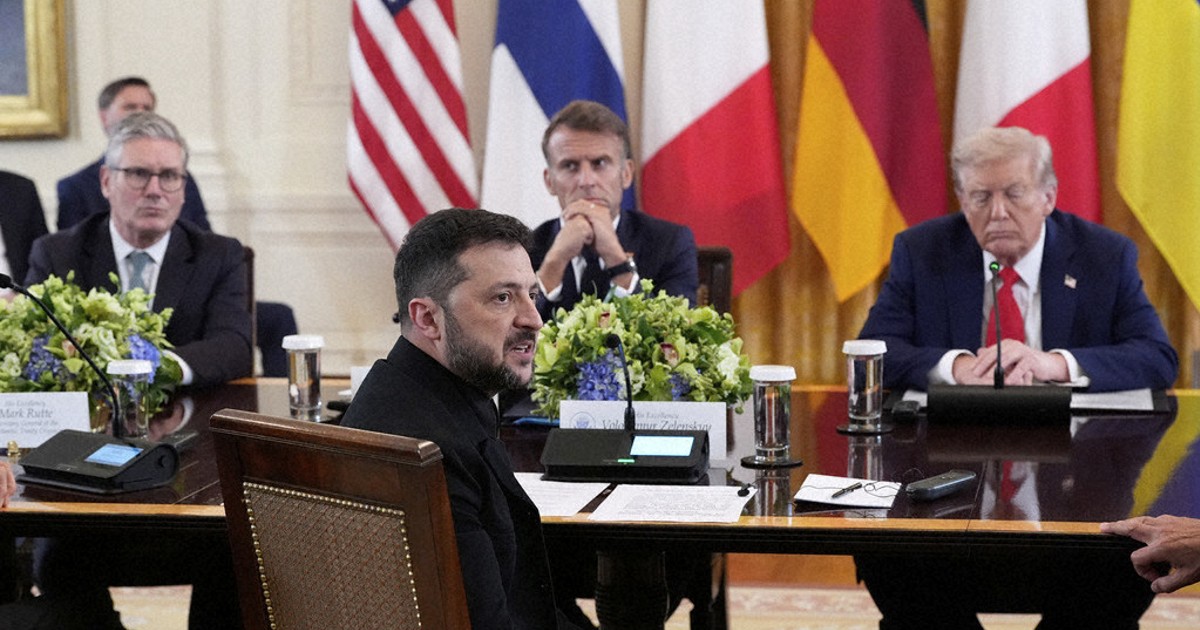 Trump offers assurances that US troops won't be sent to help defend Ukraine - The Mainichi