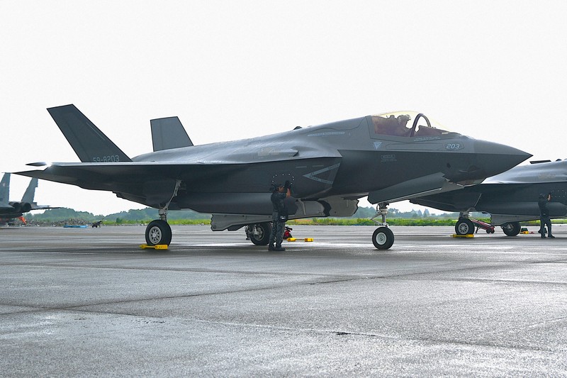 宮崎・新田原基地のF35B、17日にデモ飛行 短距離離陸も予定 | 毎日新聞