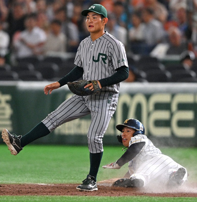 JR東日本vsNTT西日本（2回戦）都市対抗野球2025 [写真特集1/20] | 毎日新聞