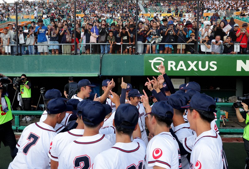 甲子園以上の野球熱？ 沖縄で新たなレガシー残せるか U18W杯 [写真特集1/6] | 毎日新聞