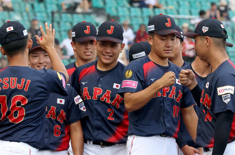 キューバ翻弄の投球術 左腕・下重「勝てる投手に」 U18野球W杯 | 毎日新聞
